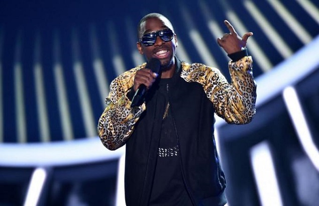 Twitter slams SNL's Jay Pharoah for his subpar performance at MTV VMAs