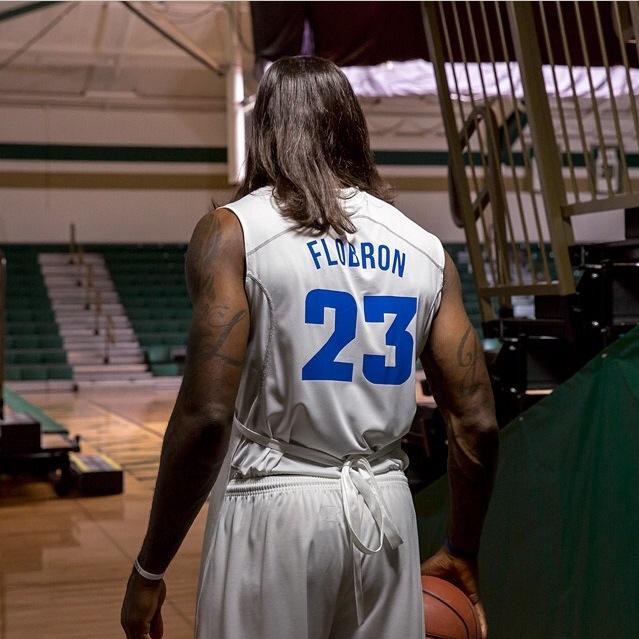 Page 4 of 7 - Lebron James Dresses Like A Woman For Progressive Ad