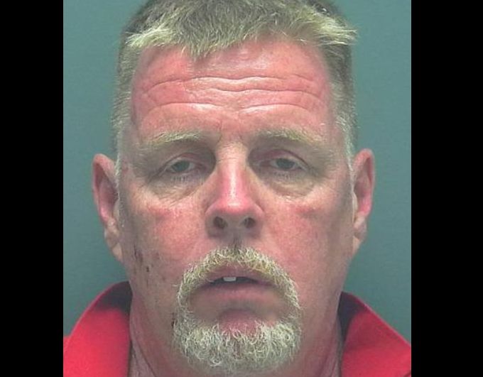Florida Man Stabs Roommate Over Towels