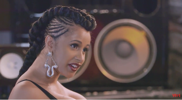 Page 2 of 2 - Cardi B Shows Off Her New Smile