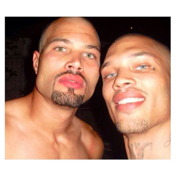 Page 5 of 13 - Jeremy Meeks Is Now Back On The Streets To Melt Your ...