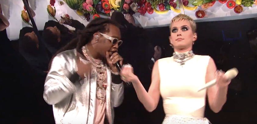 Wilted Kale Salad Katy Perry Made An Entire A$$ Of Herself Dancing ...