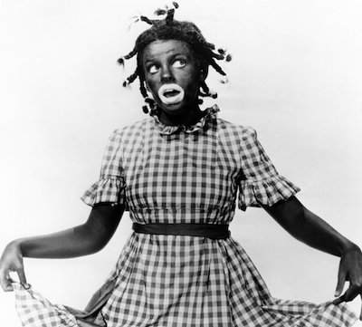 Privileged White Girl Goes Viral Imitating Black Folks: #WoahhVicky