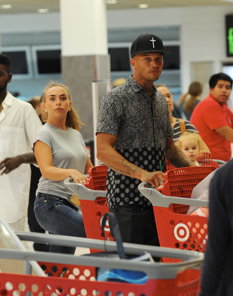 Coupled Up: Prison Bae And Chloe Green, Justin Timberlake And Jessica ...