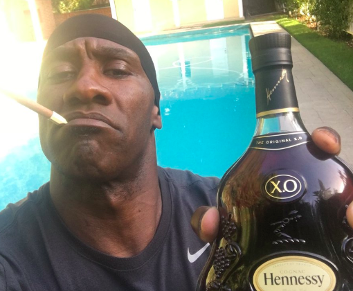 HenDAWG: Shannon Sharp Inspired Yak & Mild Hilarity With Backyard Selfie