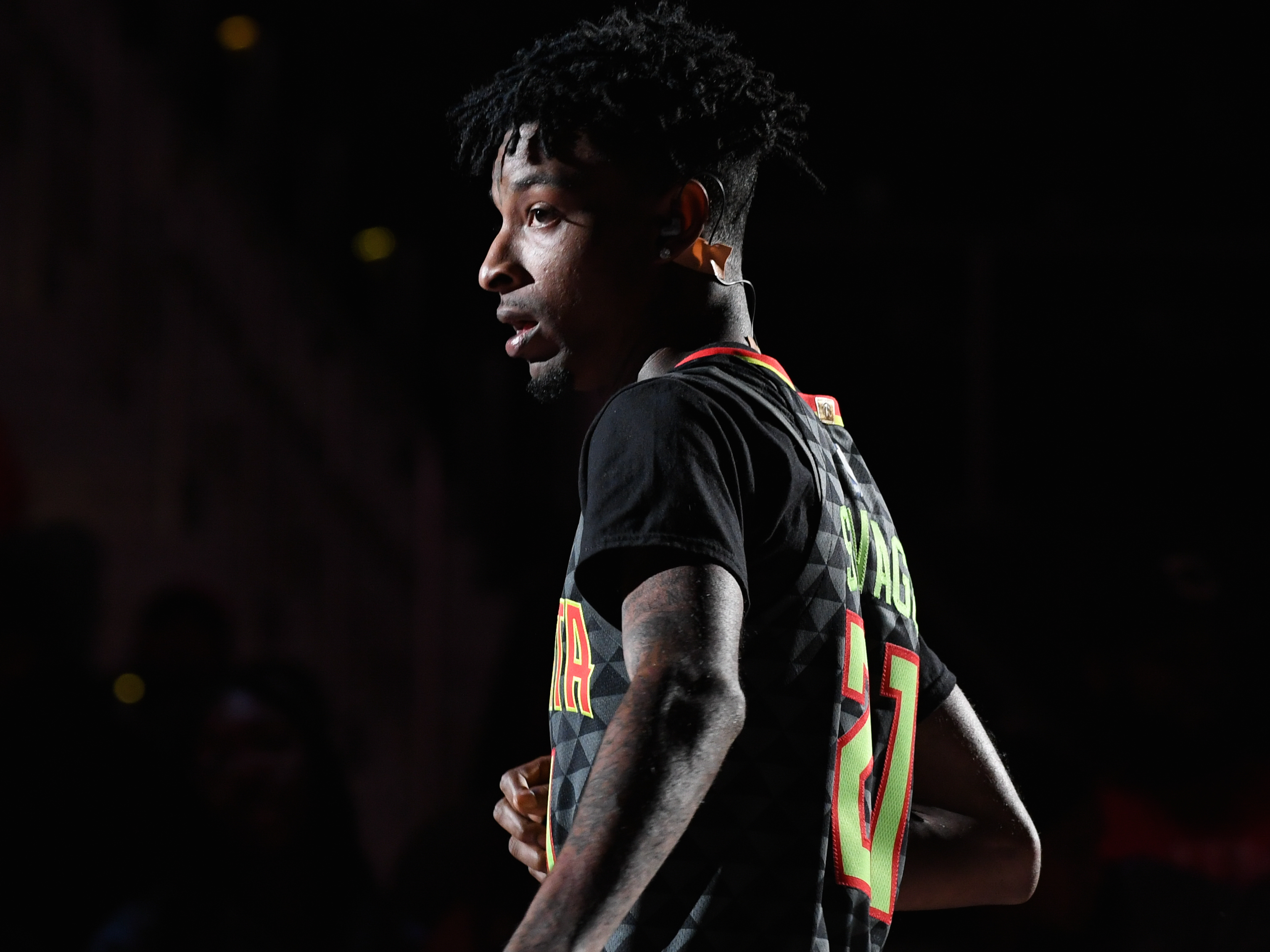 21 Savage Got FIRE FLAME ROASTED Over TERRIBLE Hawks Game Performance