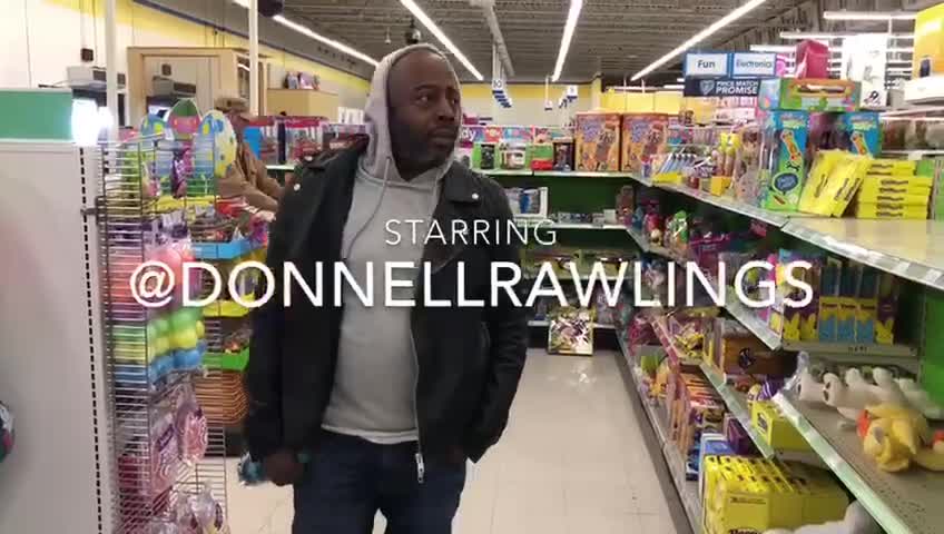 Donnell Rawlings's Emotional Ode To Toys "R" Us Closing Down