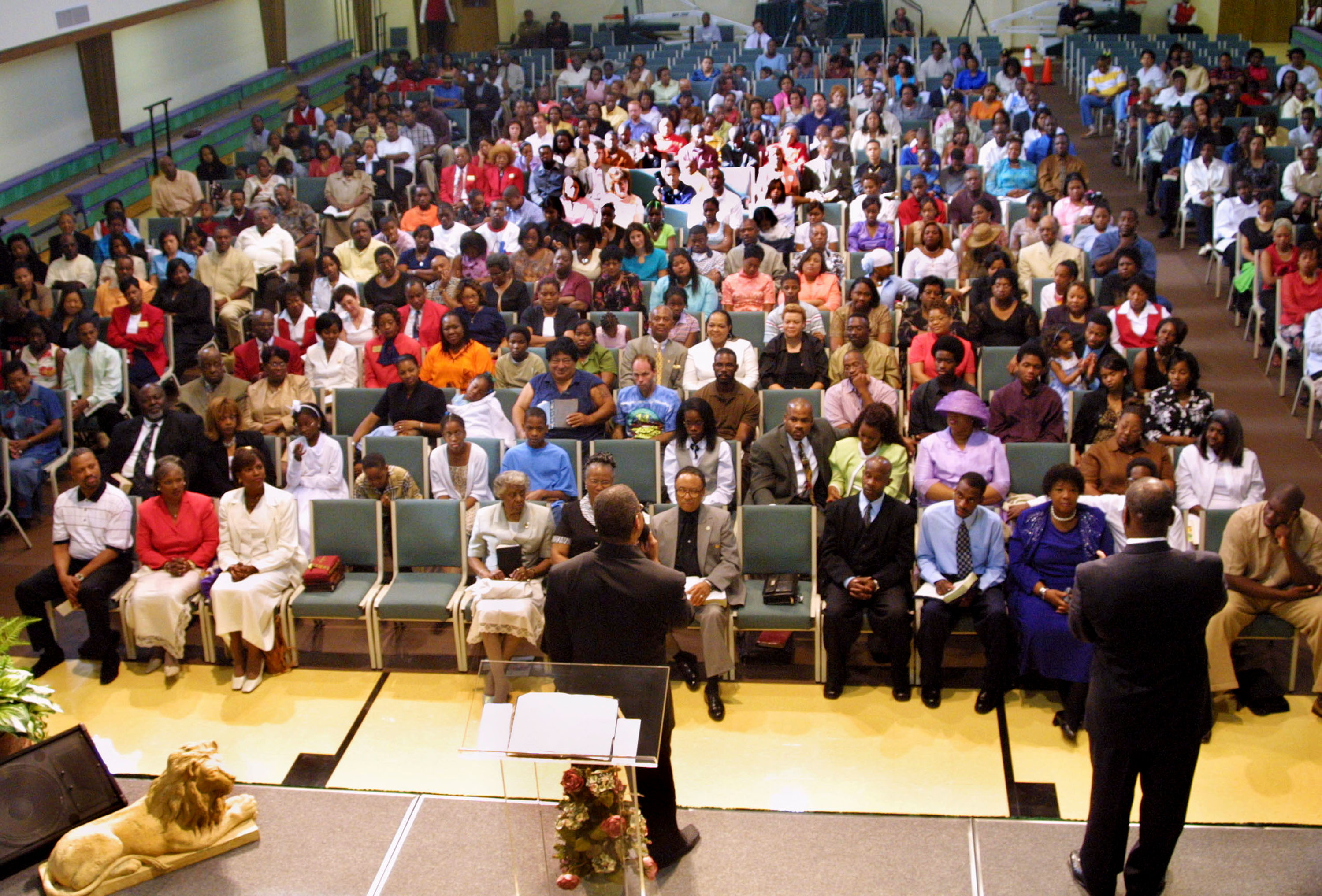 Page 2 of 4 - Cussing Pastor Responds To Pictures Of Him With IG Model ...