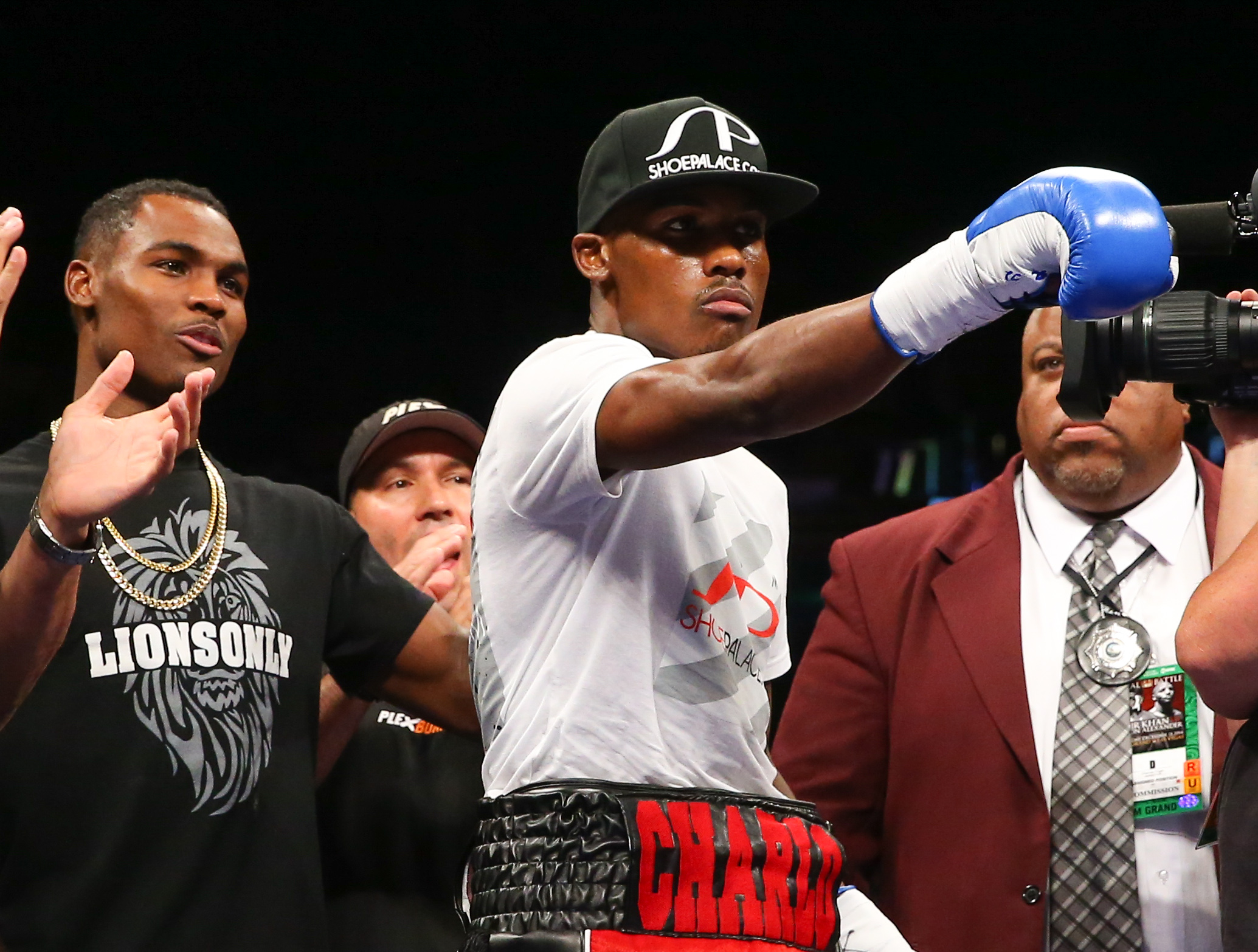 Boxer Jermall Charlo Robbed At Jay-Z's 40/40 Club By Groupies