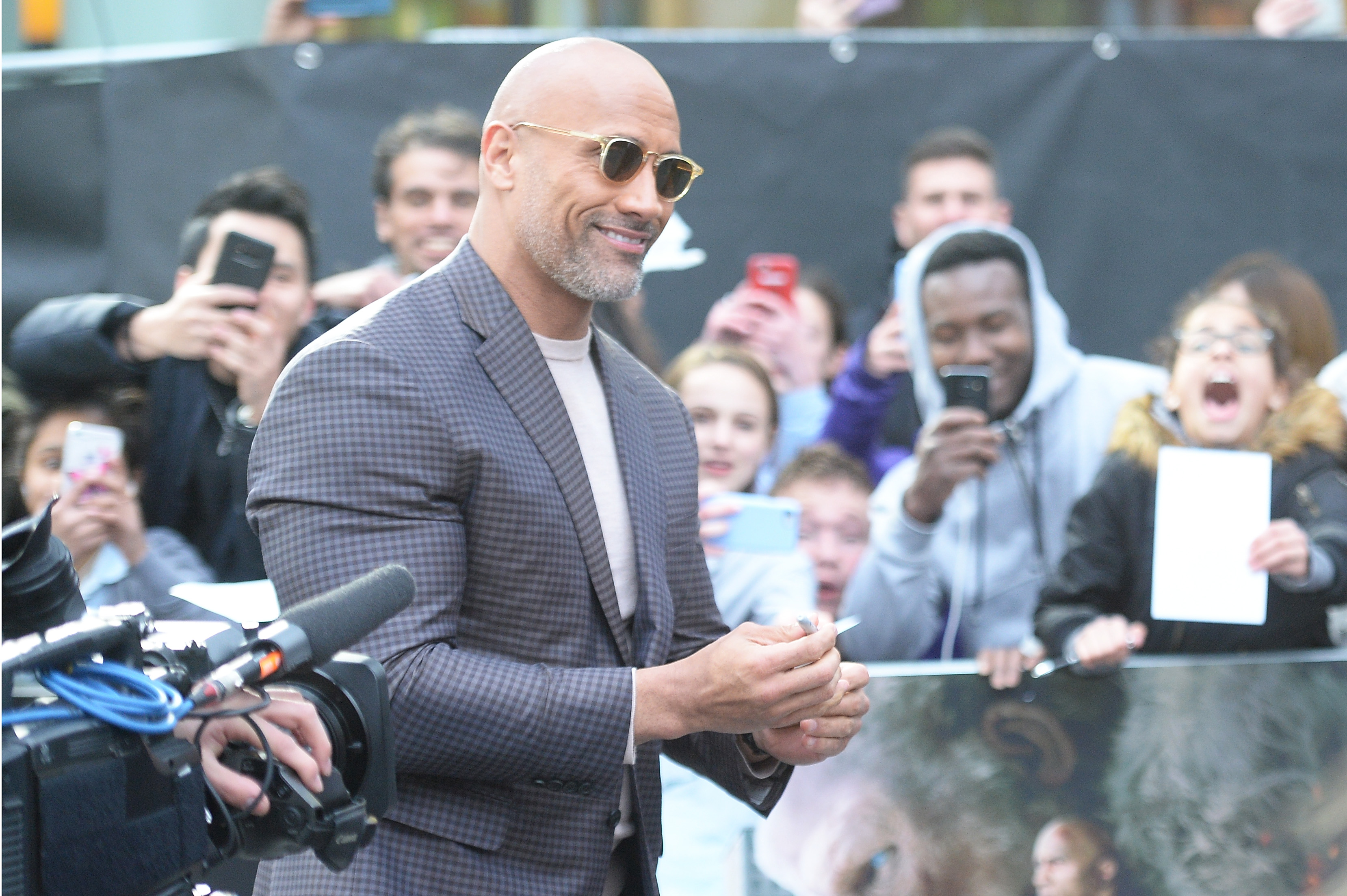 Page 7 of 14 - Today Is The Rock’s 46th Birthday So Let’s Celebrate By ...