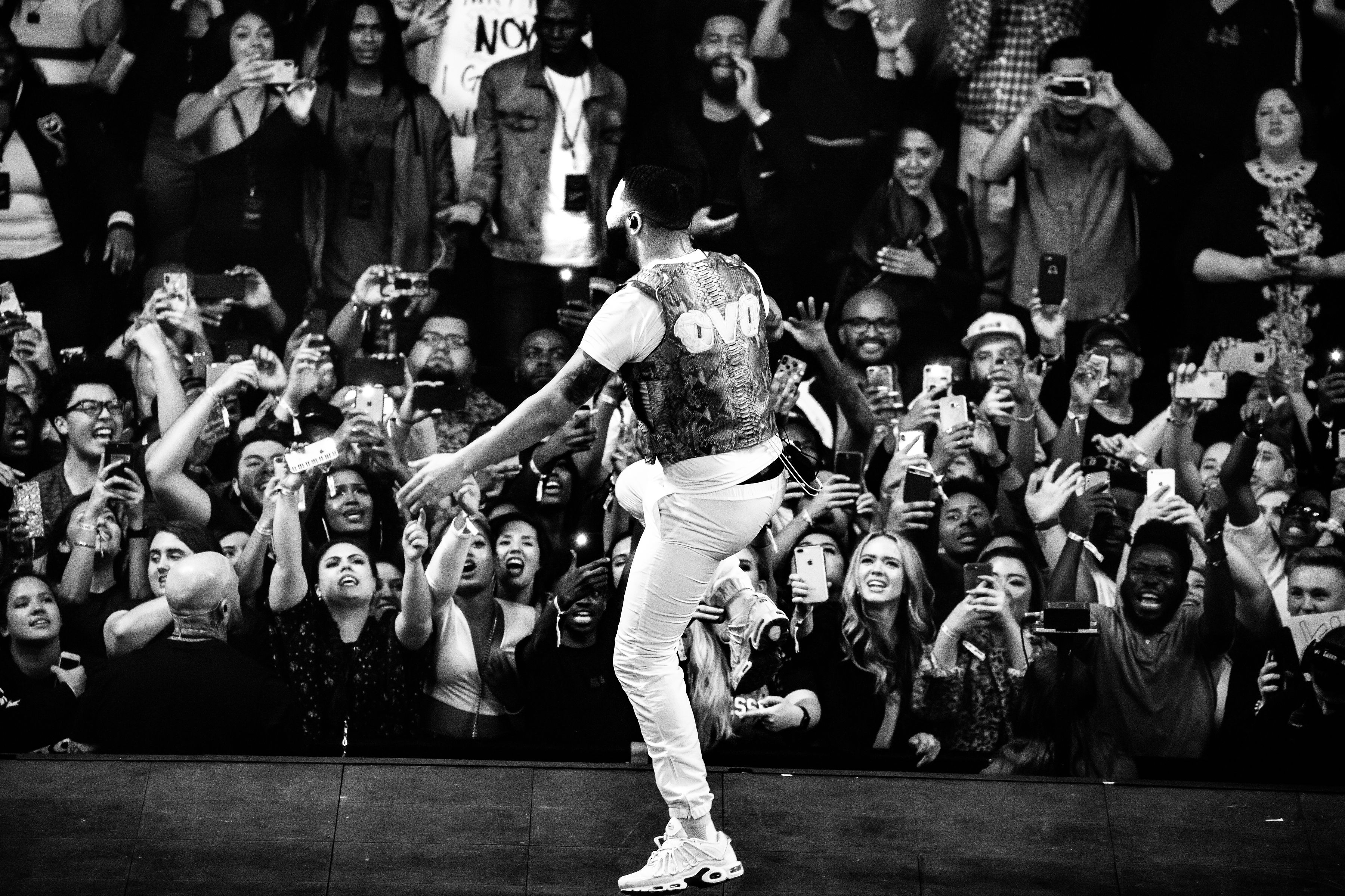 Aubrey And The Three Migos Performance Photos From Their Final Tour ...