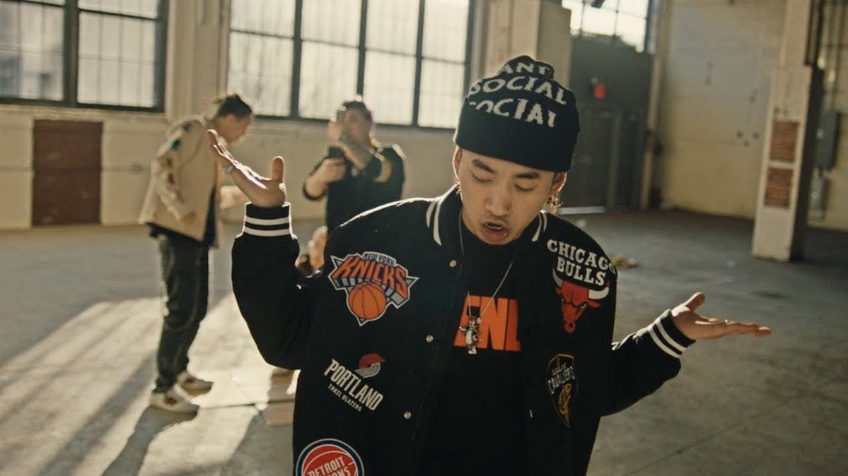 Str8 Outta Chengdu: Higher Brothers "Flexing So Hard" Visuals Showcase ...