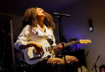 Nicole Bus Performs On NPR Tiny Desk [Video]