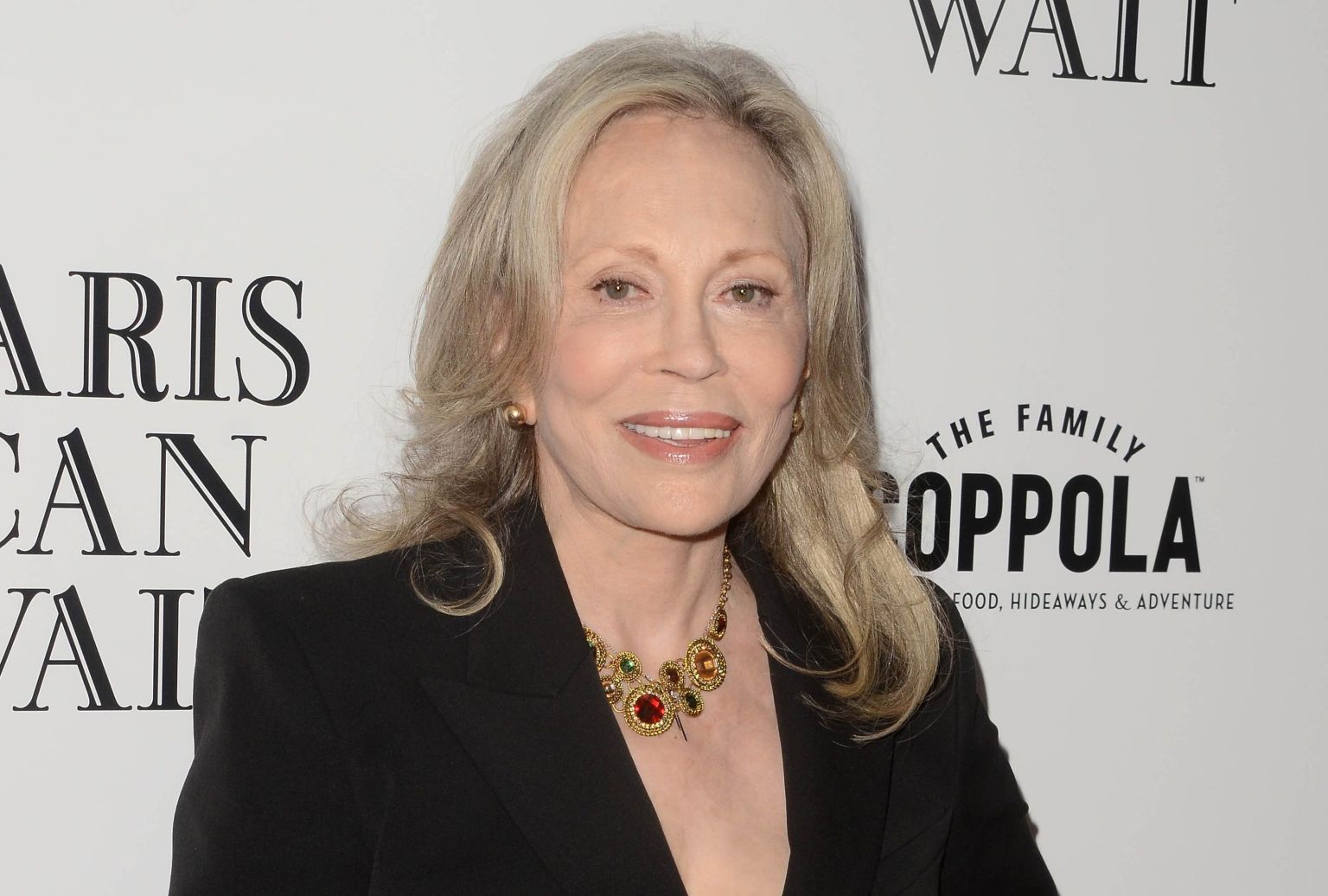 Faye Dunaway Fired From Play For Letting Oscar Hands Fly Backstage