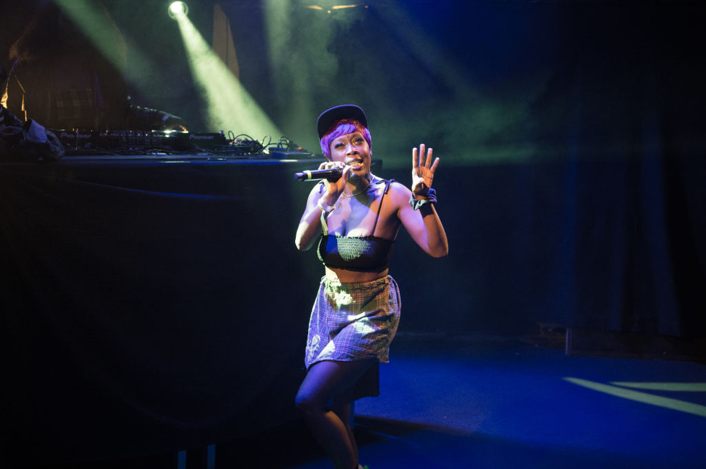 BbyMutha performs her single "Heavy Metal" for COLORS