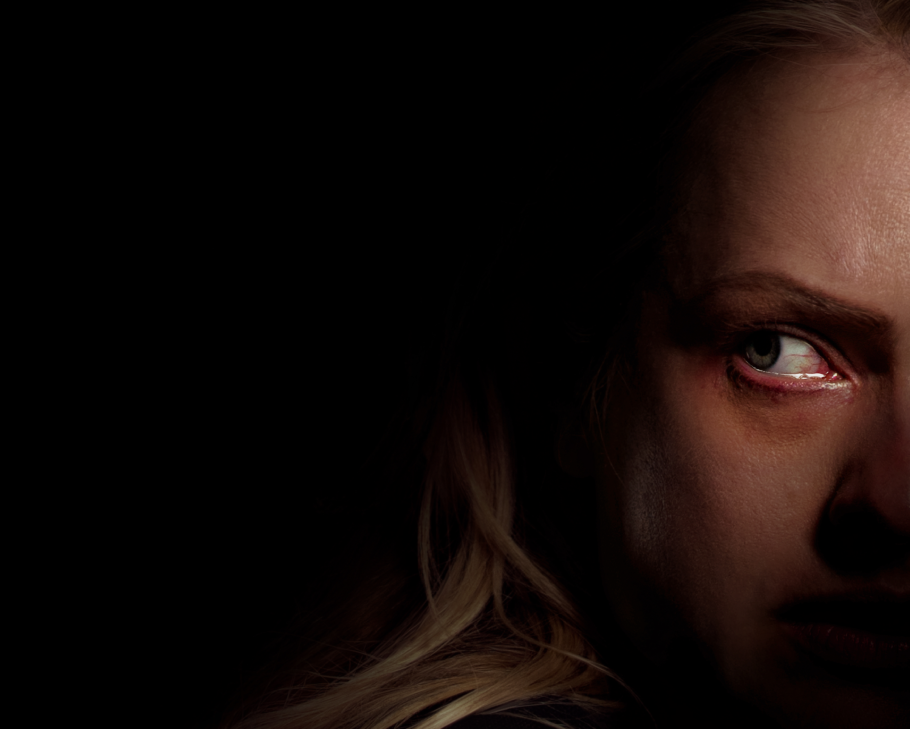 Watch The Creepy Trailer For "The Invisible Man"