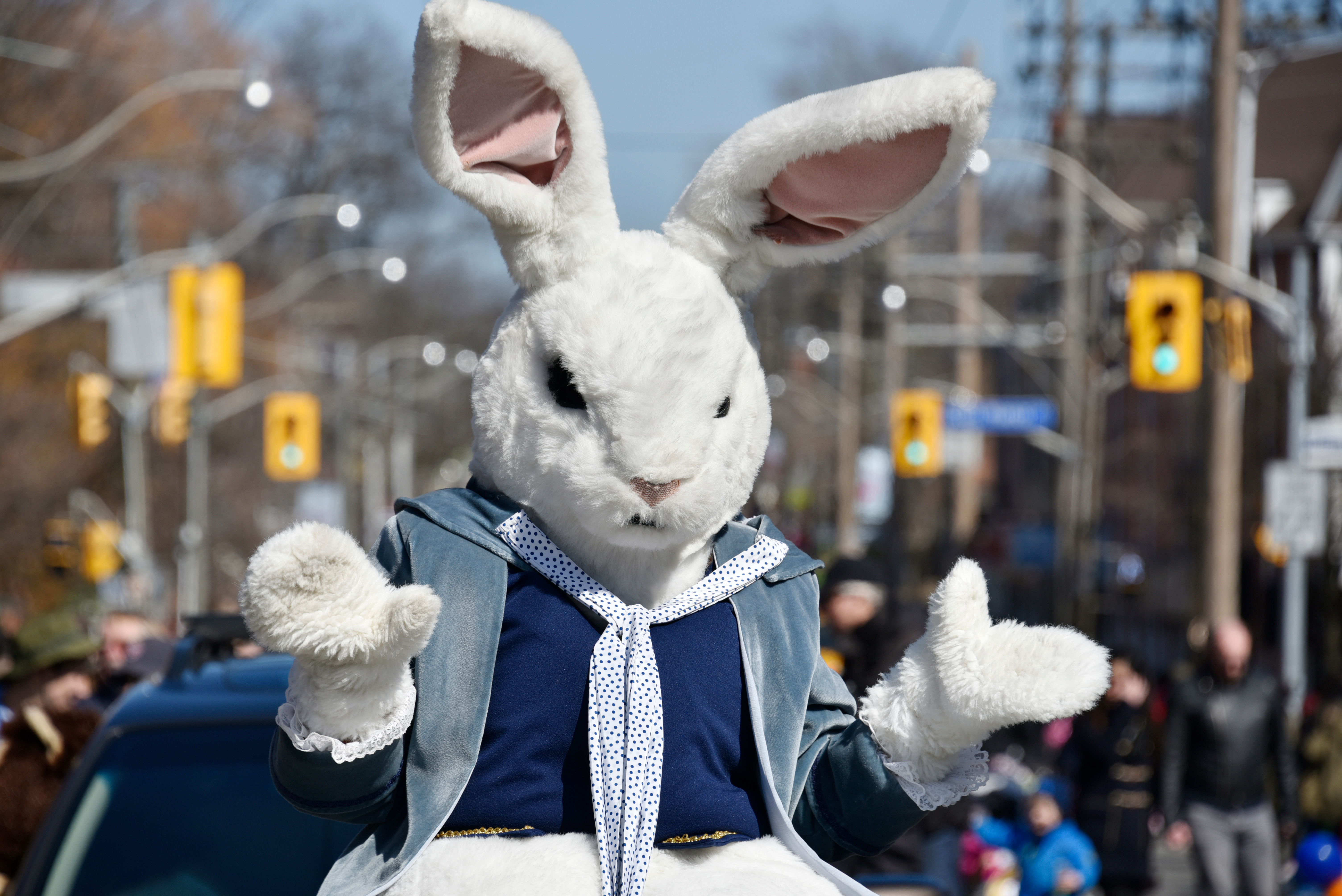 Funniest Tweets & Memes From Easter 2020