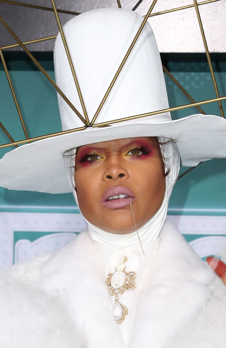 Erykah Badu Speaks On Her Badu Box