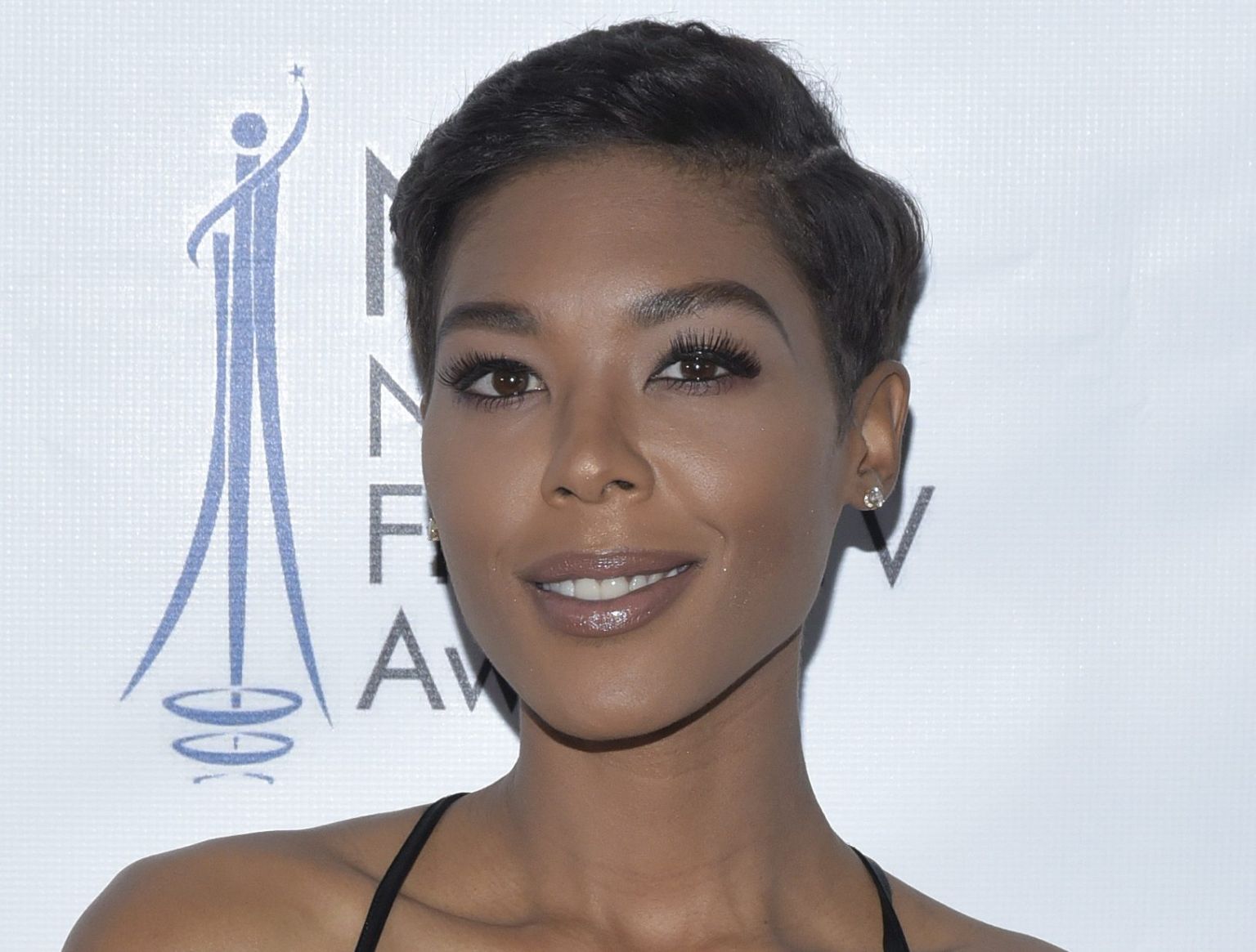 Moniece Slaughter Reveals ANTM Residual Check
