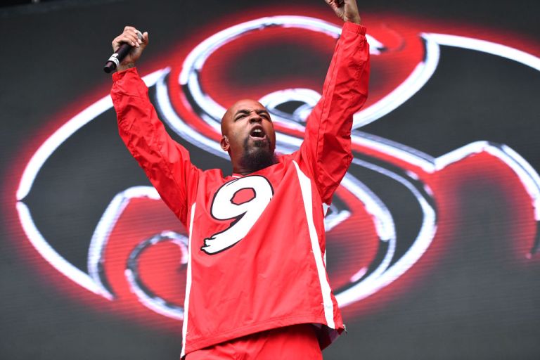 Tech N9ne Performed For 1,000+ Maskless Fans During Packed Concert