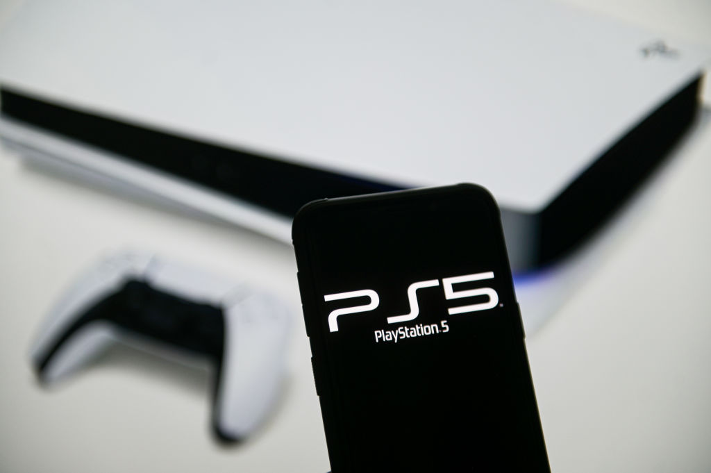 The Craziest, Wildest PS5 Pre-Order Reactions From Twitter