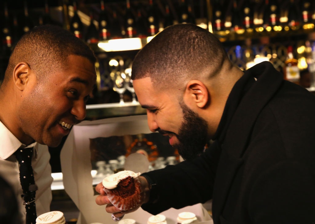 Drake Blasted Online For Having Raisins In Mac & Cheese At Birthday Dinner