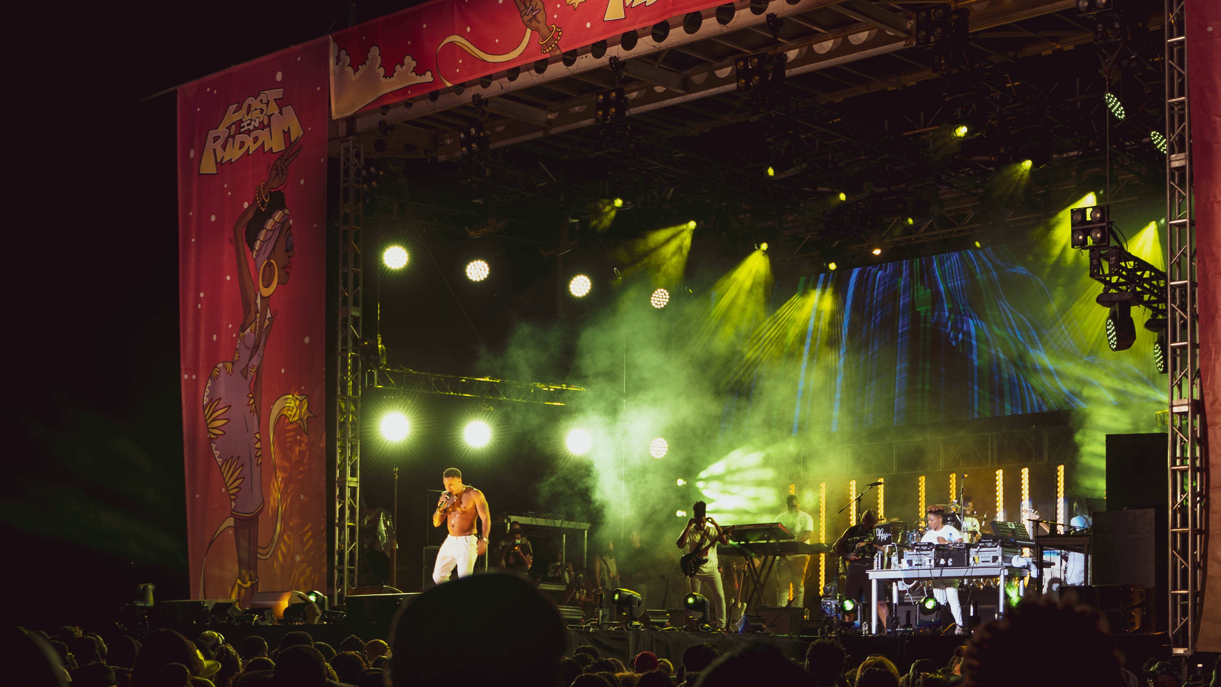 Rotimi Performs At Afrobeat Festival Despite ER Visit For Collapsed Throat