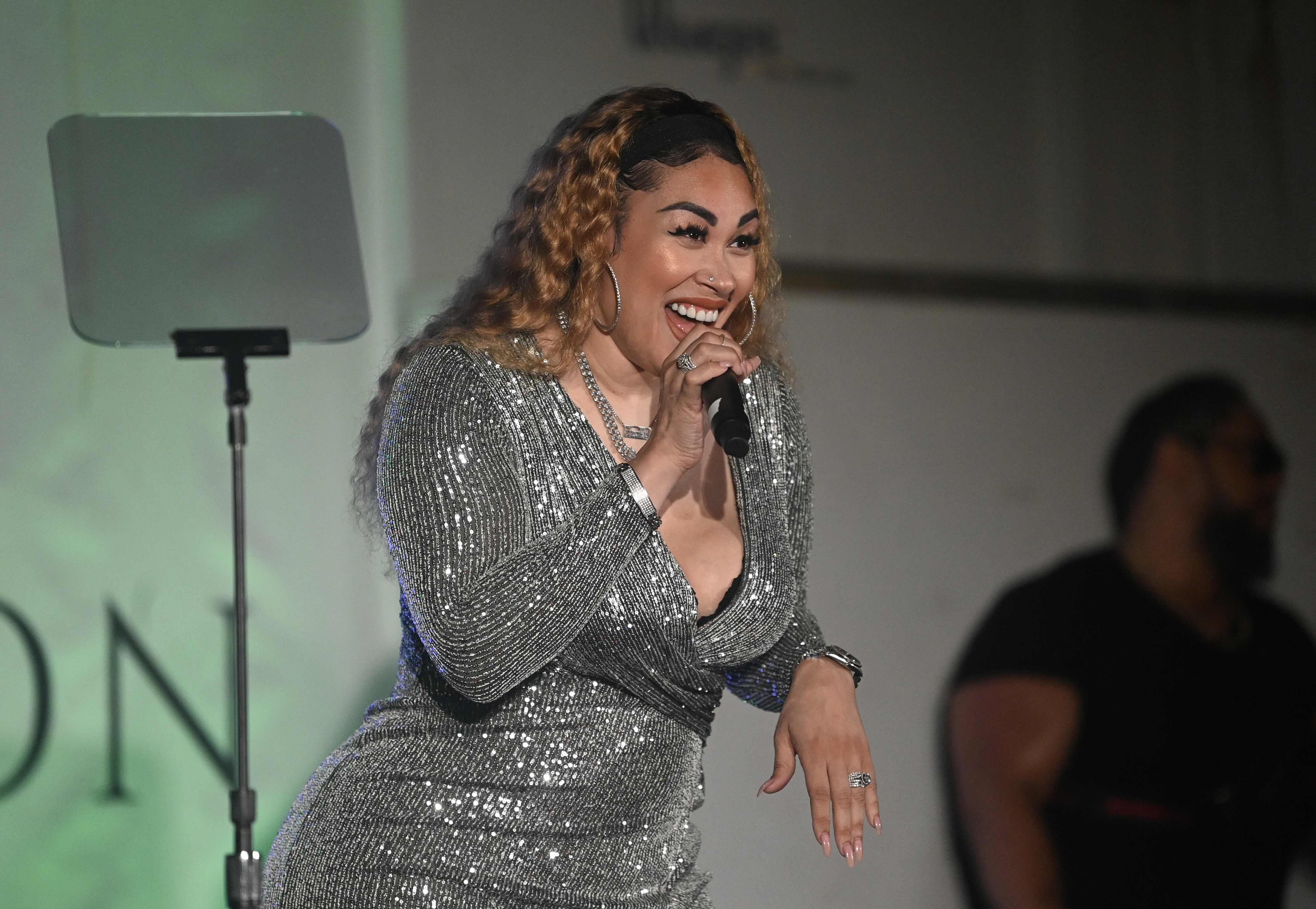 Keke Wyatt Claps Her Cakes In Viral Video, Shatters Twitter