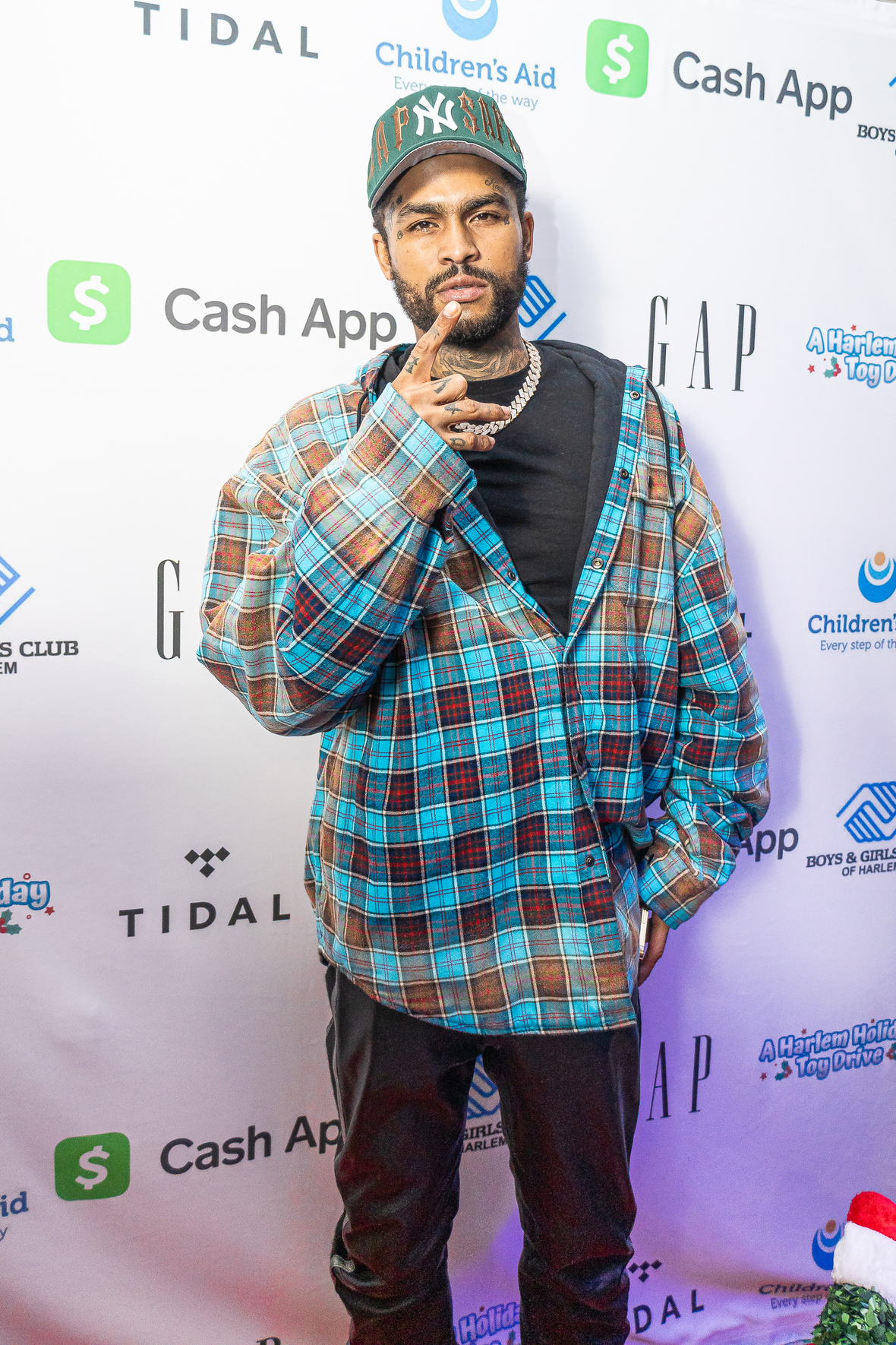 Dapper Dan & More Spread Holiday Cheer At Harlem Toy Drive