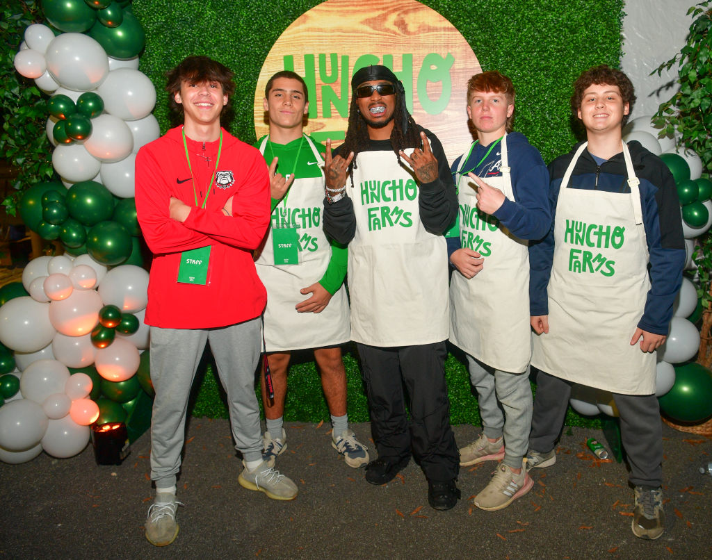 Quavo Hosts Thanksgiving Farmers Market For Atlanta Families