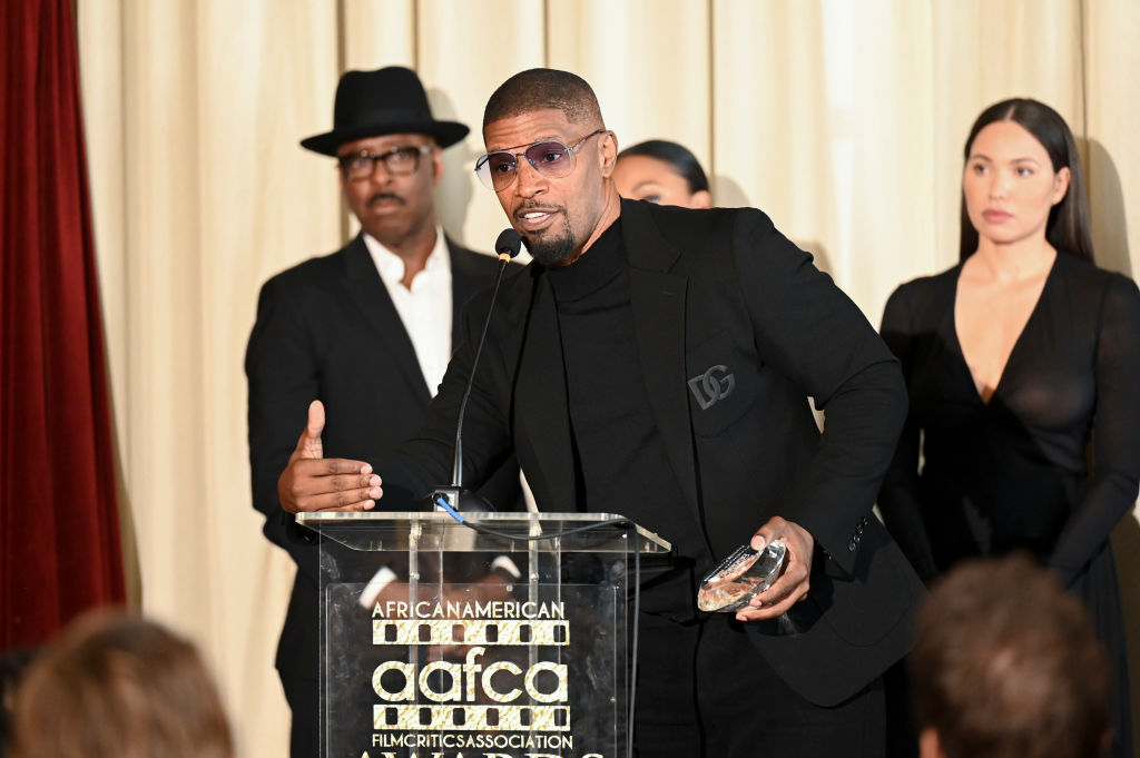 Jamie Foxx Ready To Return To 'Beat Shazam' After Health Scare