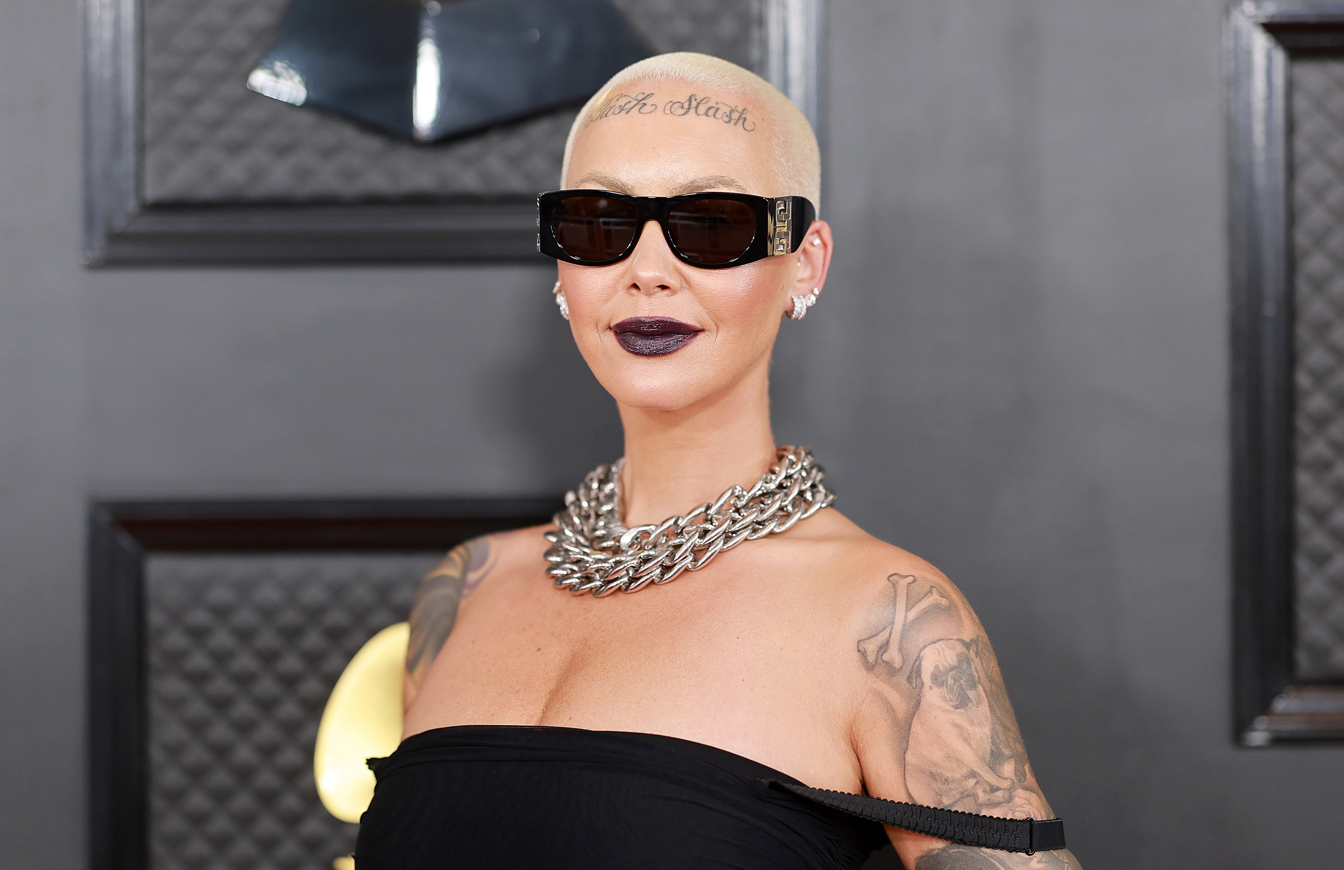 Social Media DRAGS Amber Rose Over Trump Endorsement