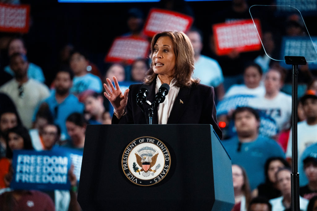 Beyoncé and Kelly Rowland Endorse Kamala Harris In Houston