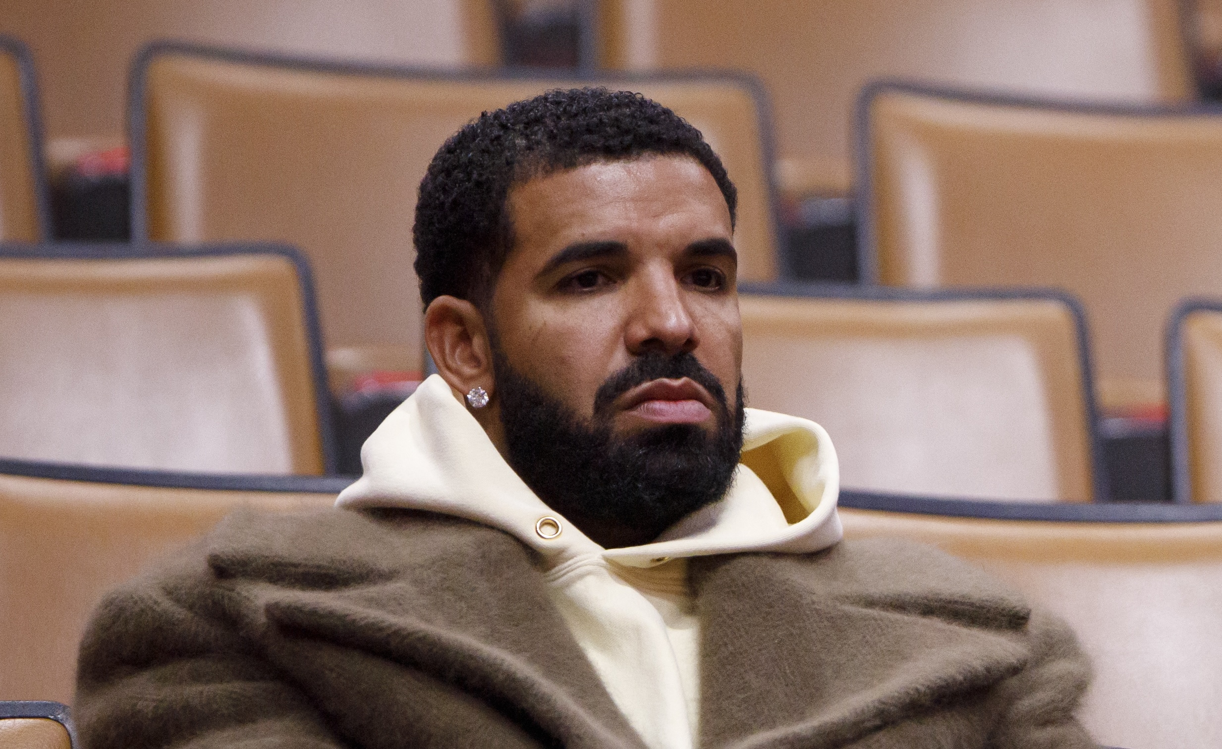 Page 2 of 17 - Best Reactions To Drake Going Full Karen Against UMG ...