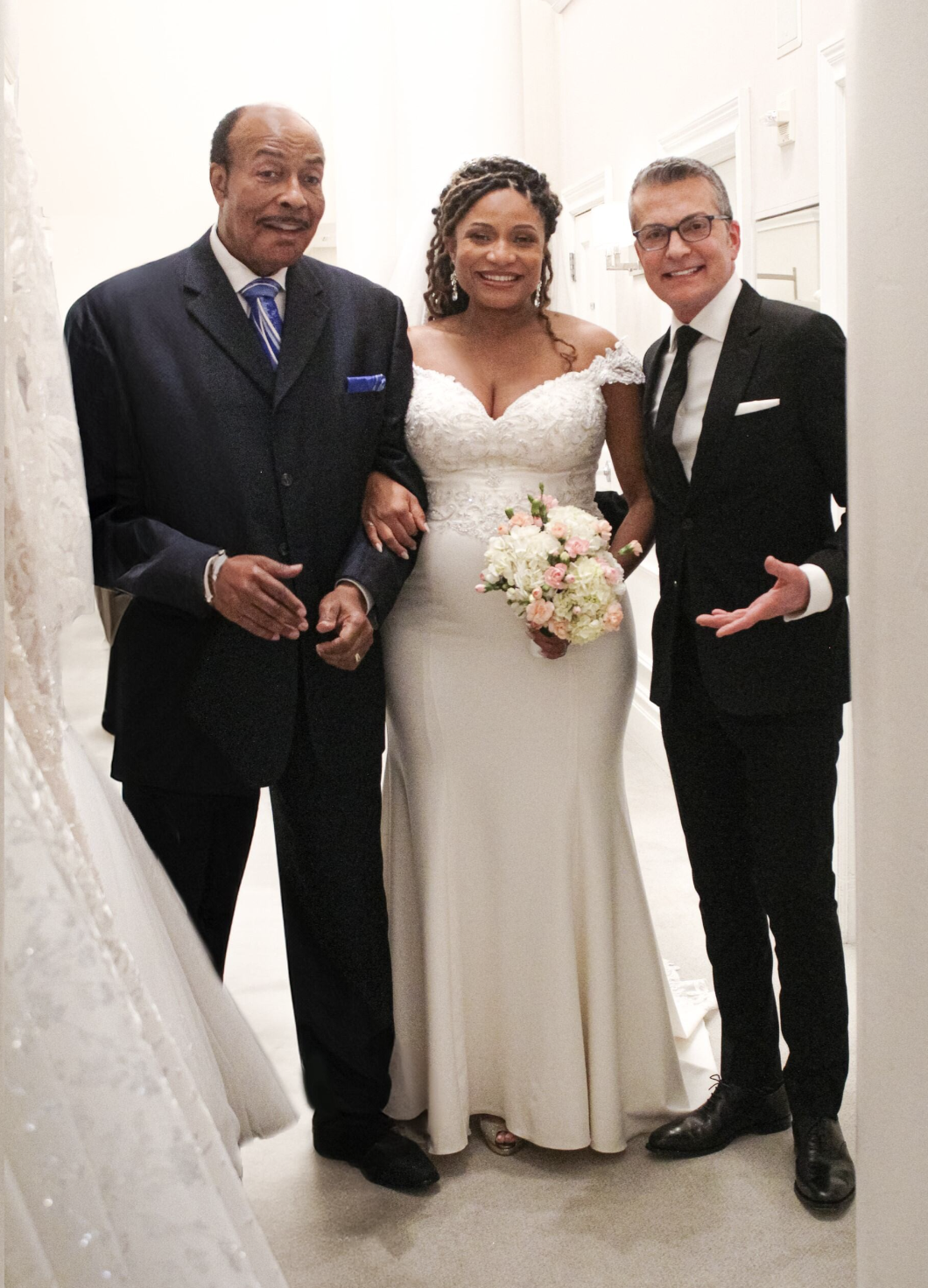 'Say Yes To The Dress' Clip: A H-Town Bride Has A Dilemma