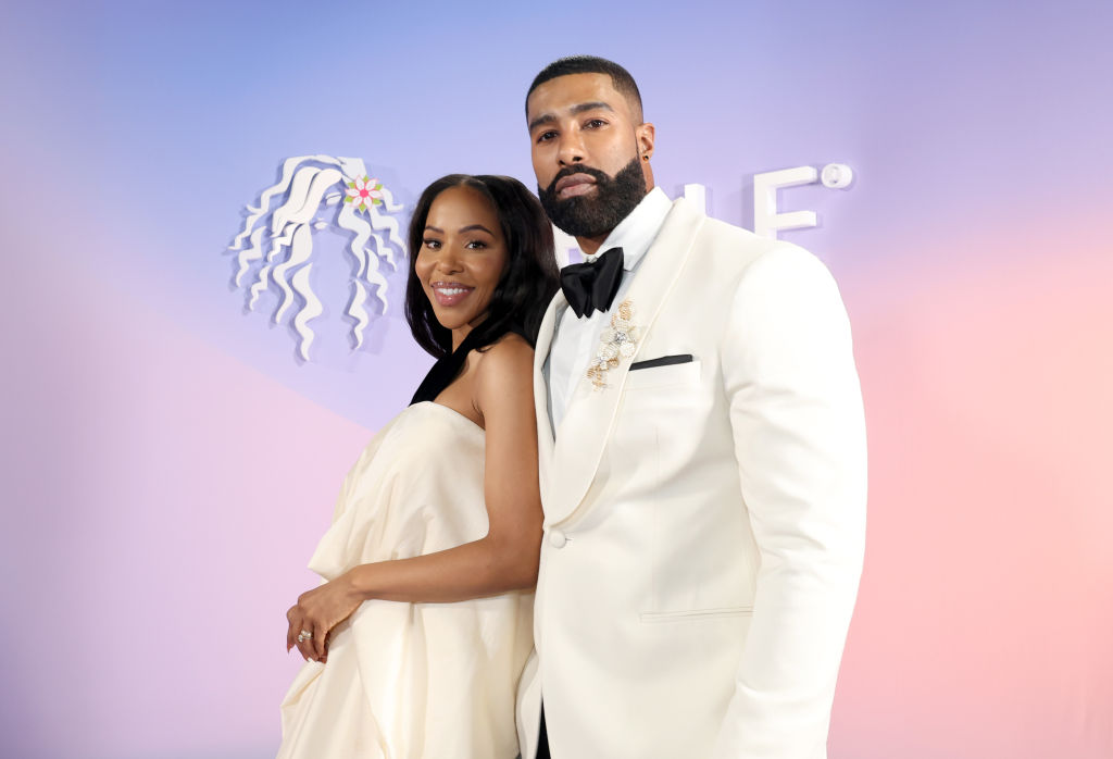 KJ Smith And Skyh Black Expecting Their First Child