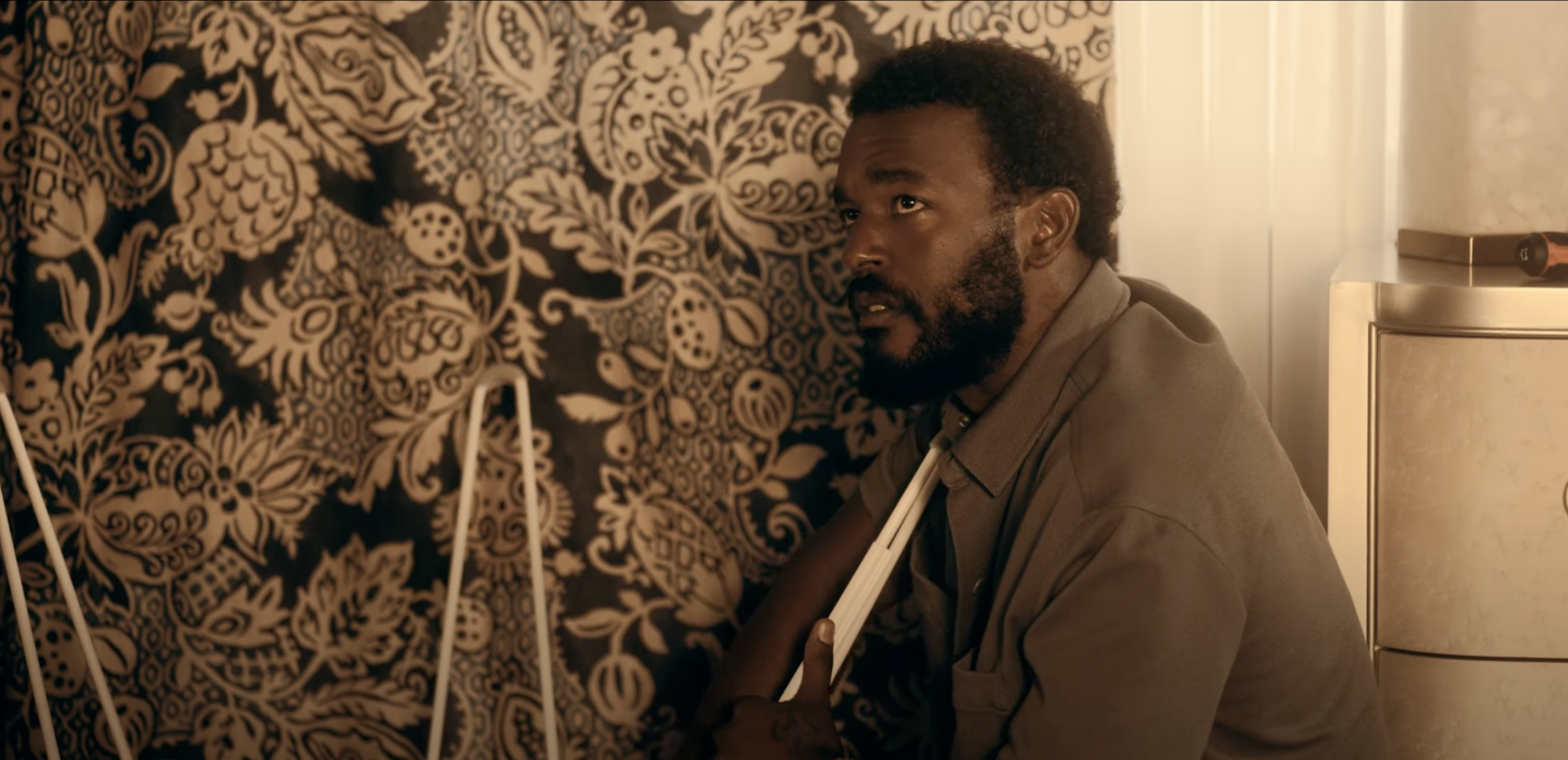 'The Chi' Exclusive Clip: Nuck & Vic Clash & Set Up Tiff's Nursery