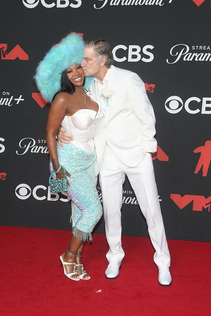 Summer Walker Reveals Elderly Entanglement At MTV VMAs