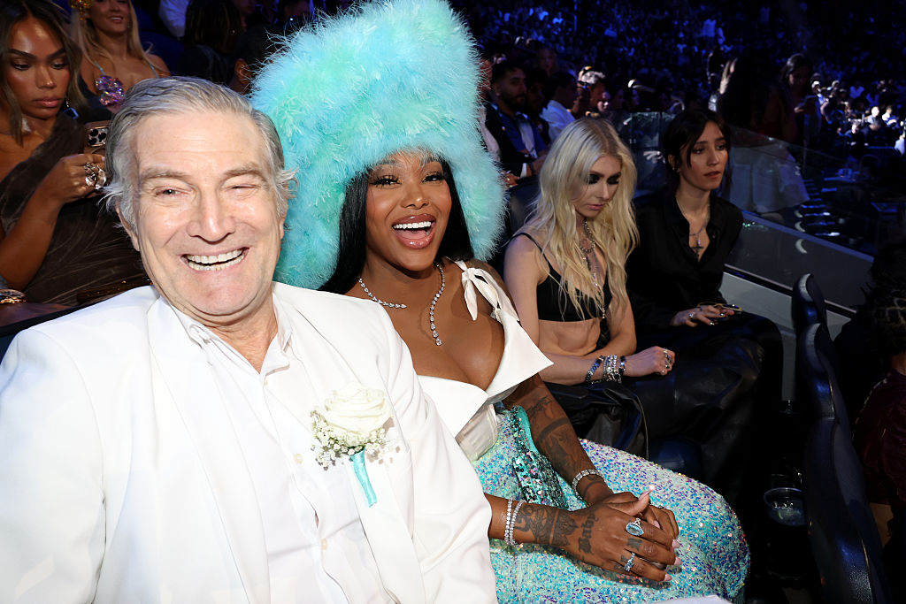 Summer Walker Reveals Elderly Entanglement At MTV VMAs